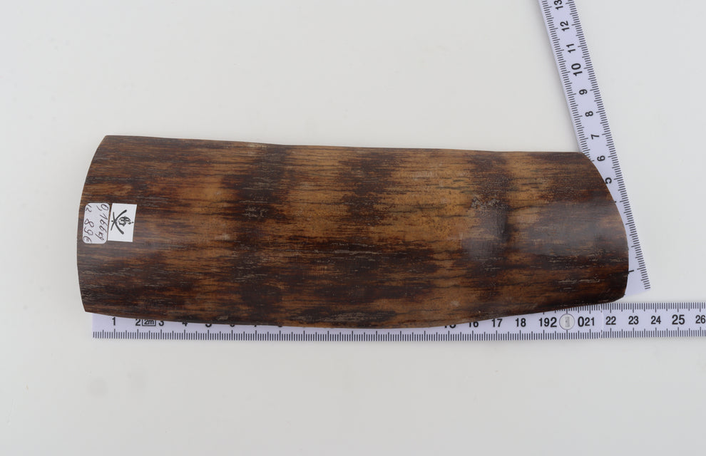 Brown-mustard mammoth bark – Arctic Antiques